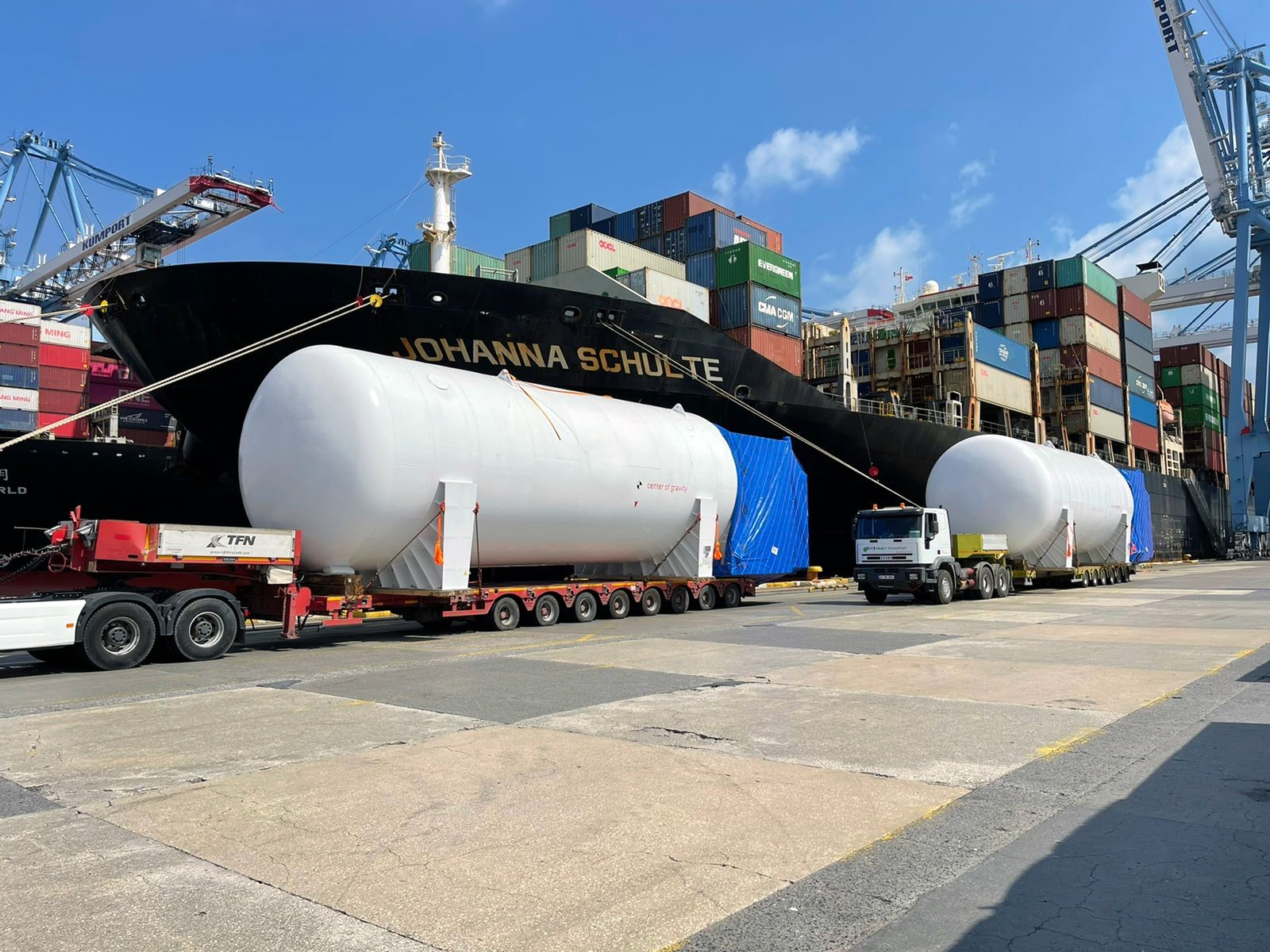 LNG tanks from China to Turkey - Hacklin Logistics