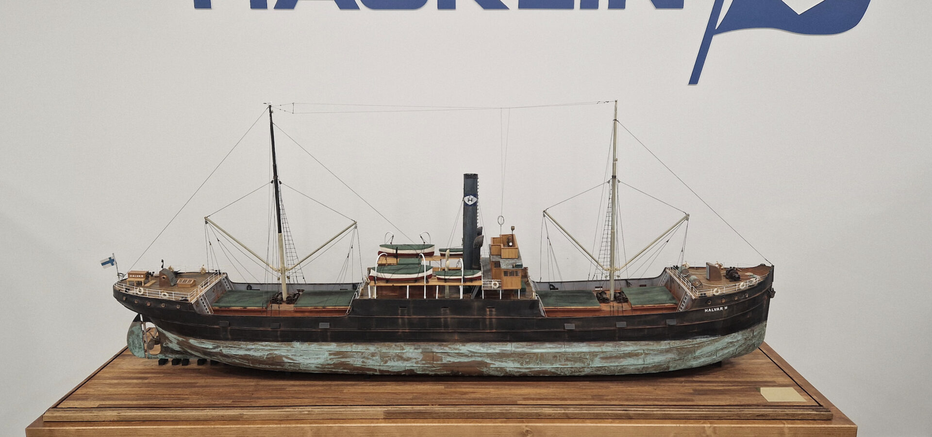 SS Halvar H miniature ship model to Espoo - Hacklin Logistics